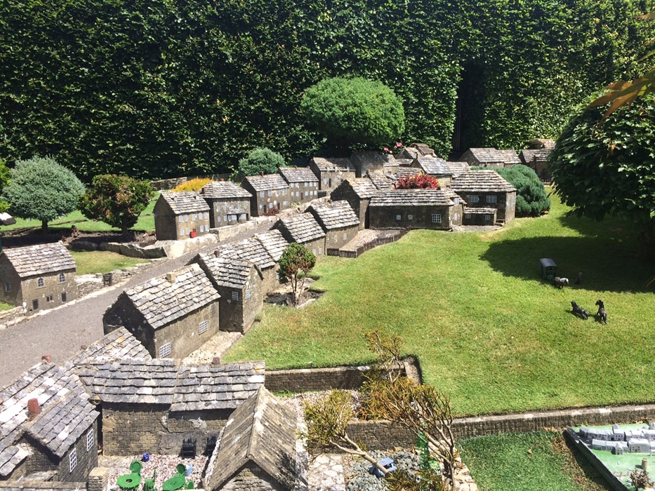 Corfe Castle Village Estate Agents In Corfe Castle | Corfe Castle